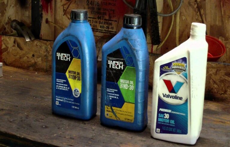 THE THREE TYPES OF MOTOR OIL | Behanceblog.com